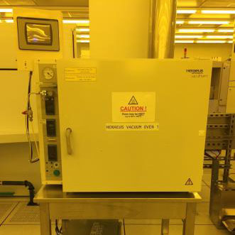 Heraeus Vacuum Oven 1 (Top)