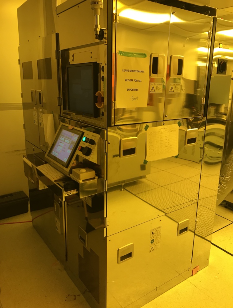 Projection Lithography System - Projection Lithography System - Ushio